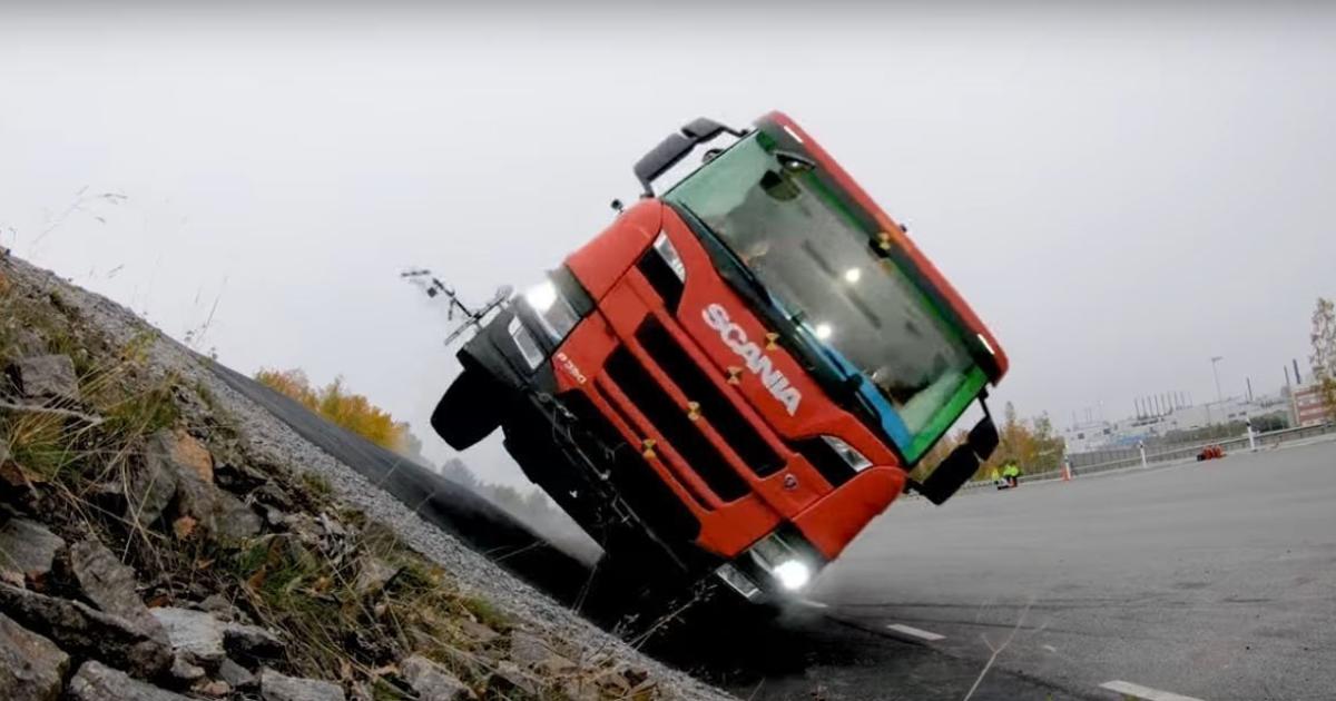 Δείτε πώς γίνονται τα crash tests στα φορτηγά