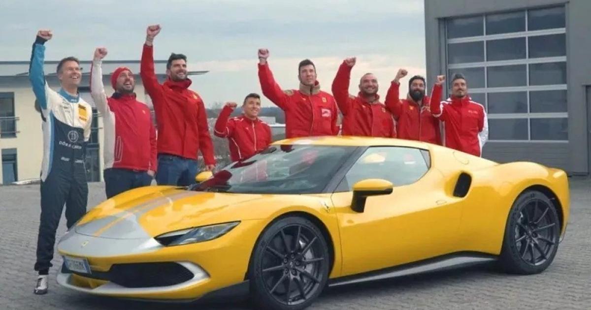 Έσπασε τα χρονόμετρα η Ferrari στην «Πράσινη Κόλαση» (βίντεο)